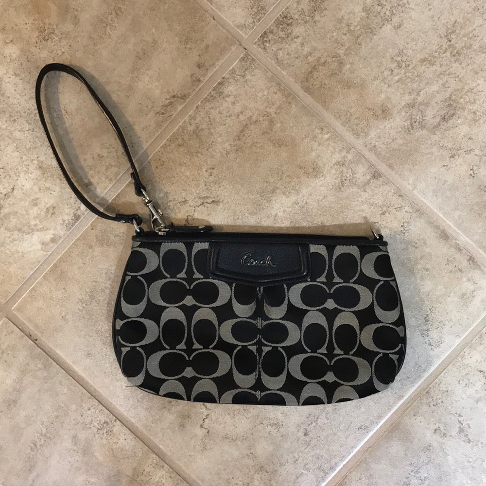 Coach Brand Clutch - Gem